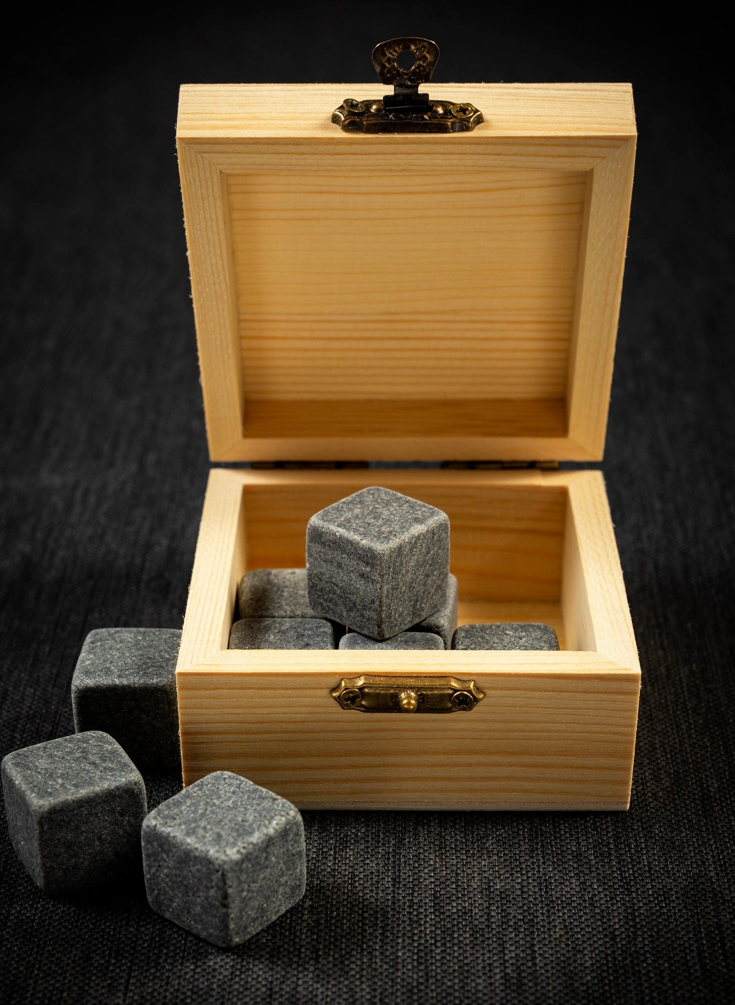 Navigator Design - 9PC Whiskey Stone Set | Givi Gifts