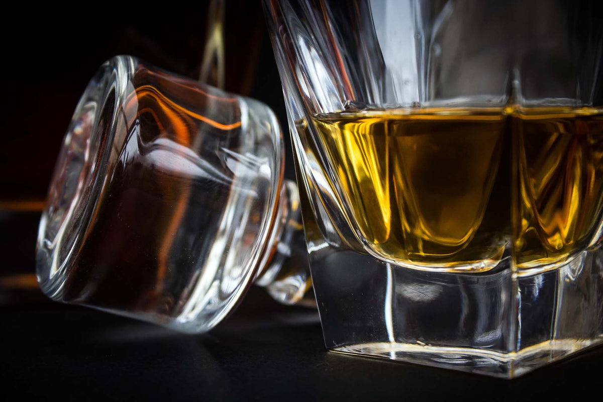 Navigator Personalised Engraved Elegance Whiskey Decanter | Givi Gifts